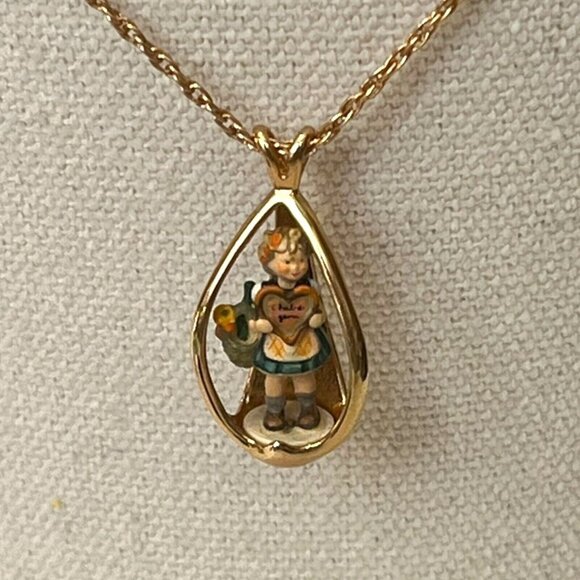 Hummel | Jewelry | Hummel Goebel Girl With Heart Collectors Club Gold ...